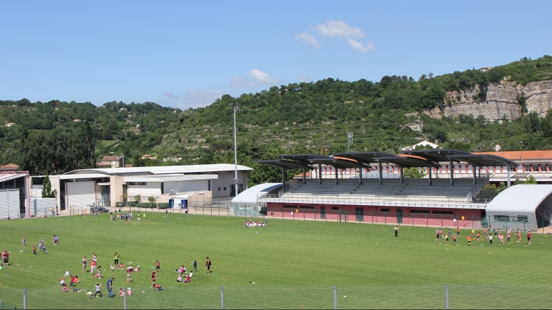 Inauguration des vestiaires et tribunes du stade d’honneur René Char ...