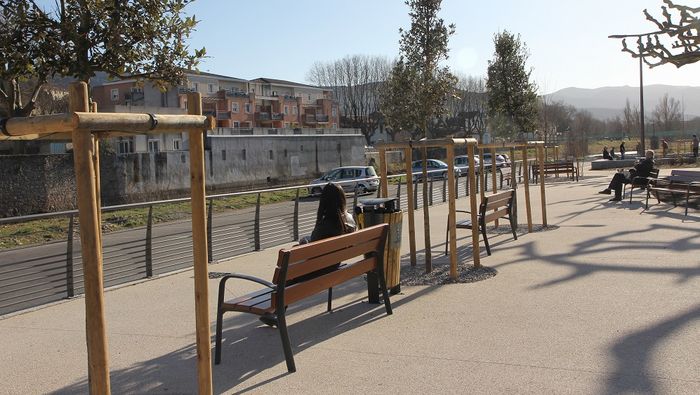 La place Pasteur dévoile son NOUVEAU VISAGE ! | Bedarieux.fr