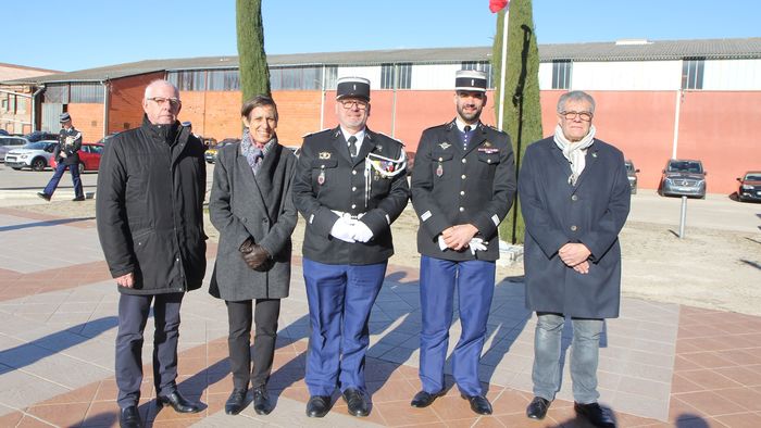Cérémonie militaire pour la prise de commandement du major Daniel Rosa ...